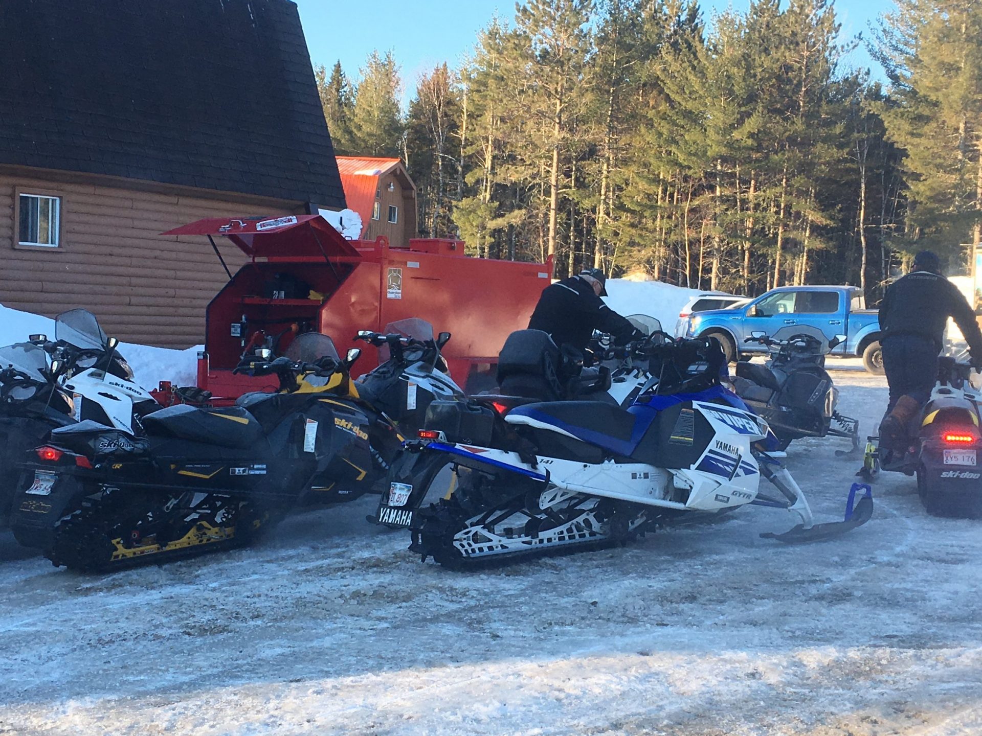 Moose Barn – Snowmobiling Destination